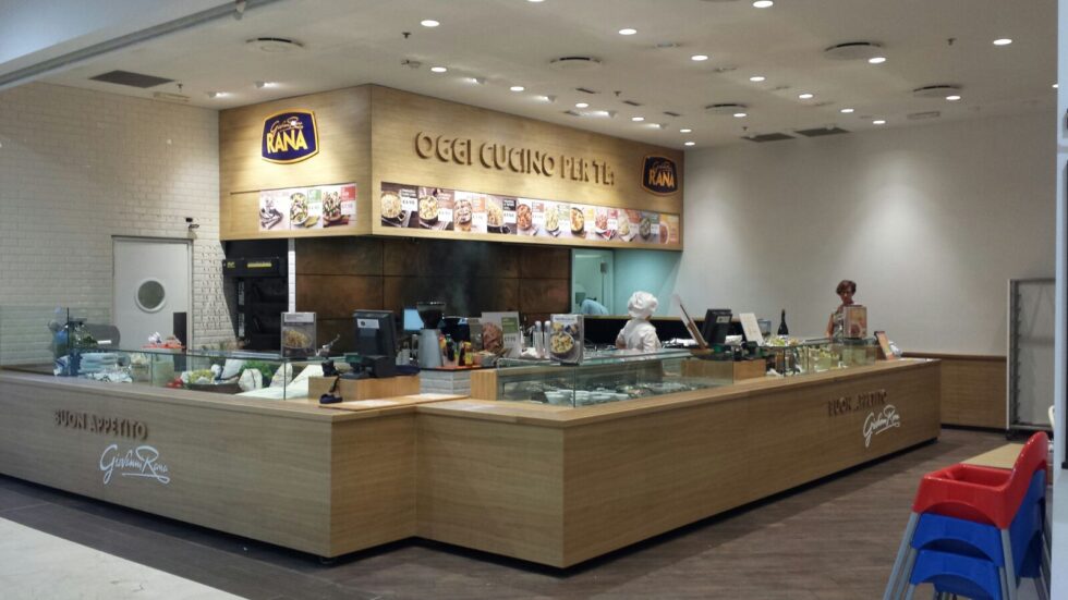 Giovanni Rana Point - Adigeo e Stezzano - Arredamento Su Misura Negozi ...